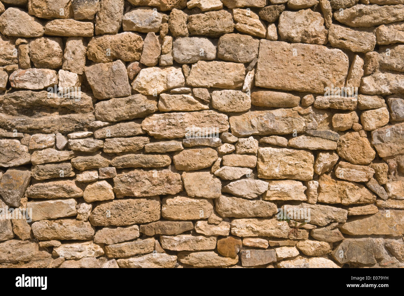 Muro de piedra romana immagini e fotografie stock ad alta risoluzione ...