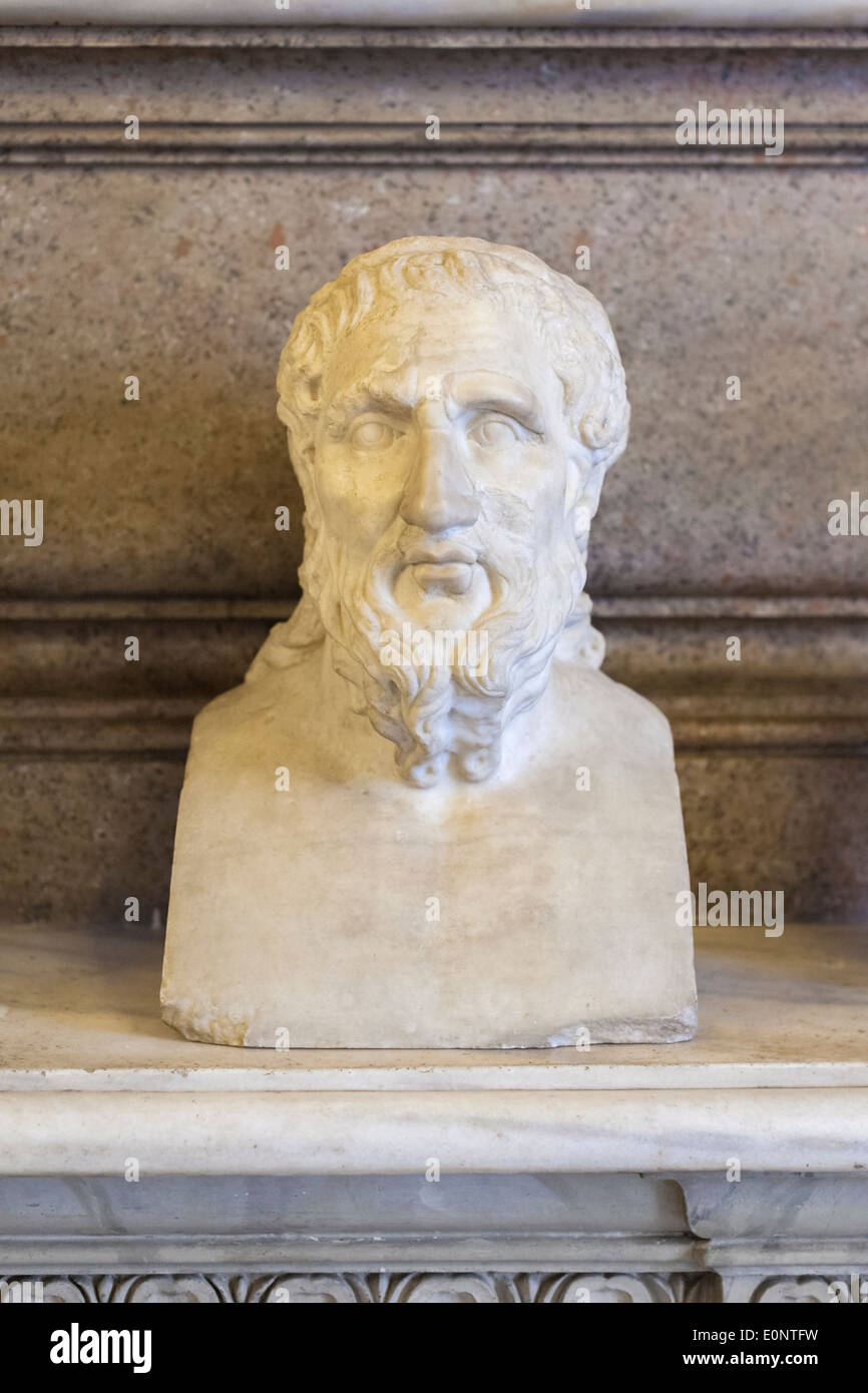 Pitagora busto immagini e fotografie stock ad alta risoluzione - Alamy