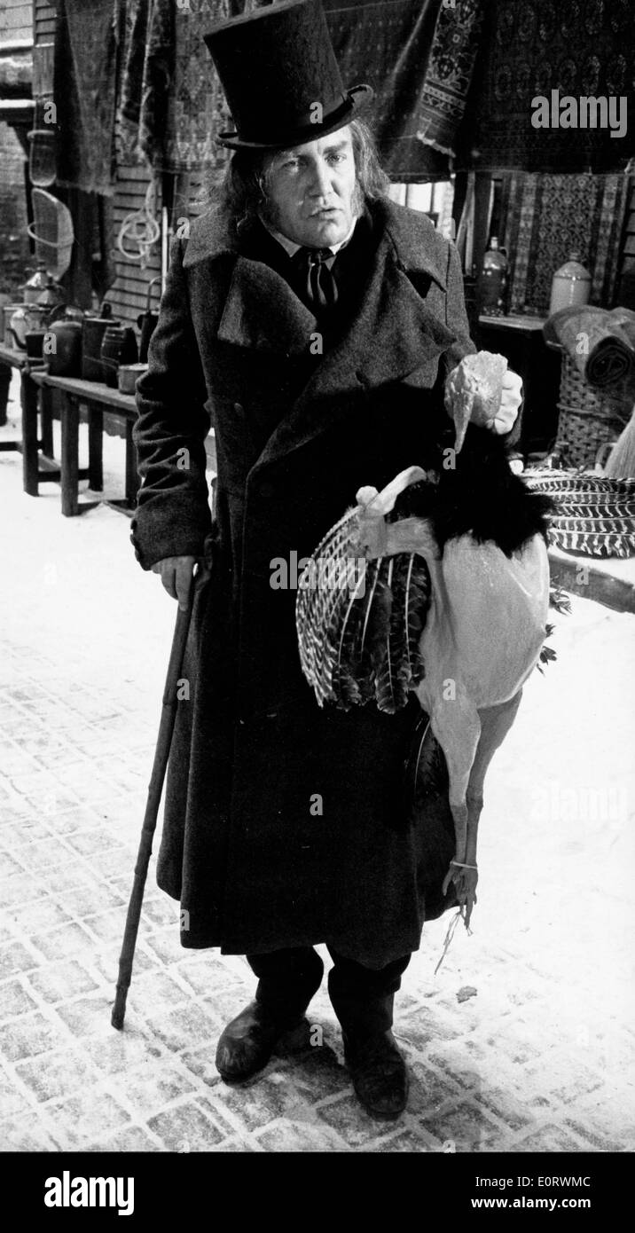 Albert finney scrooge immagini e fotografie stock ad alta risoluzione ...