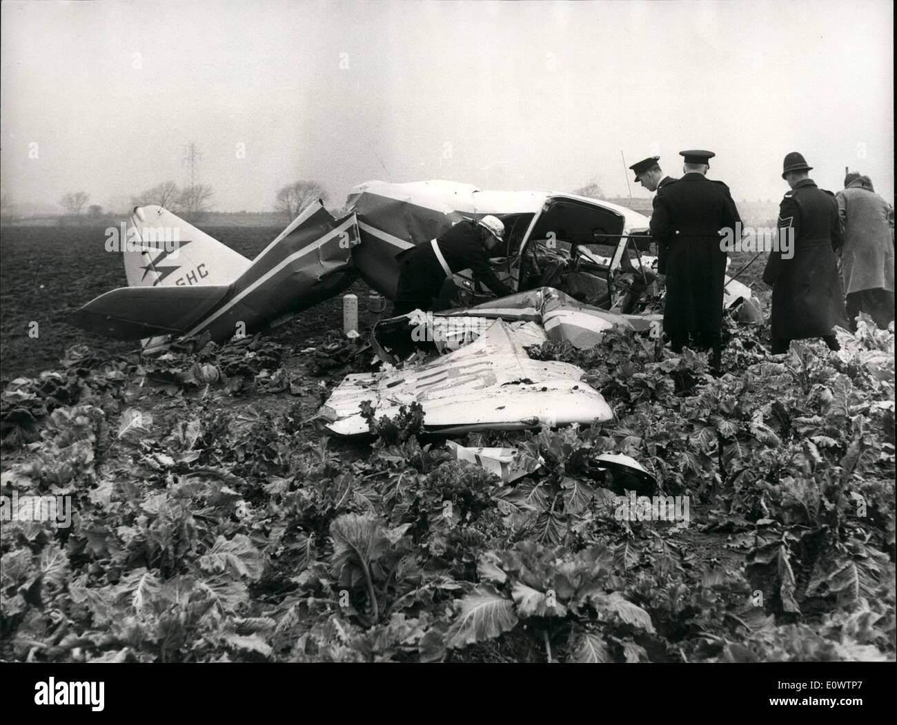 Cinque morti in un incidente aereo immagini e fotografie stock ad alta ...
