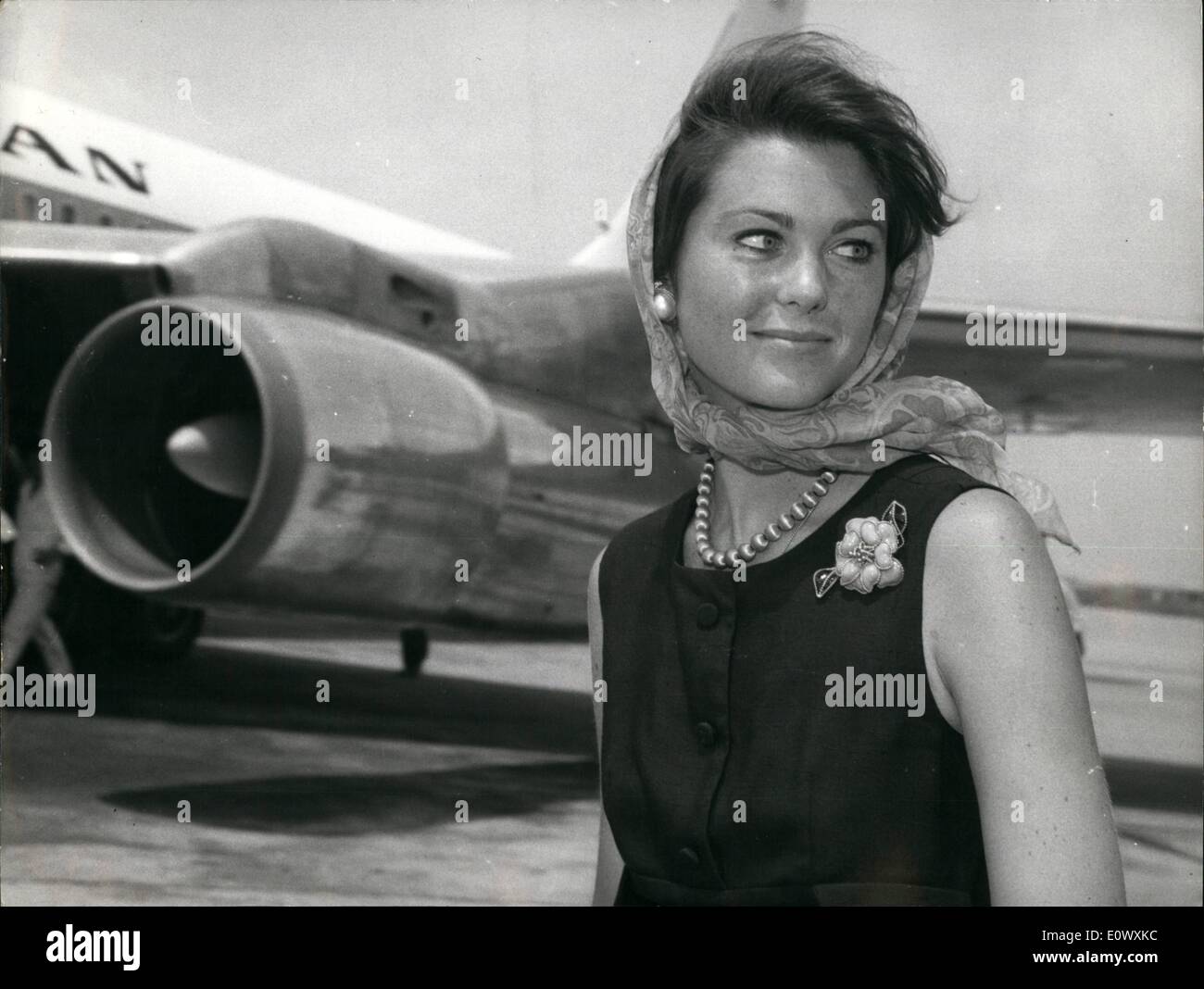 Agosto 08, 1964 - Roma, 1 agosto 1964, Maria Cooper Figlia di attore ...