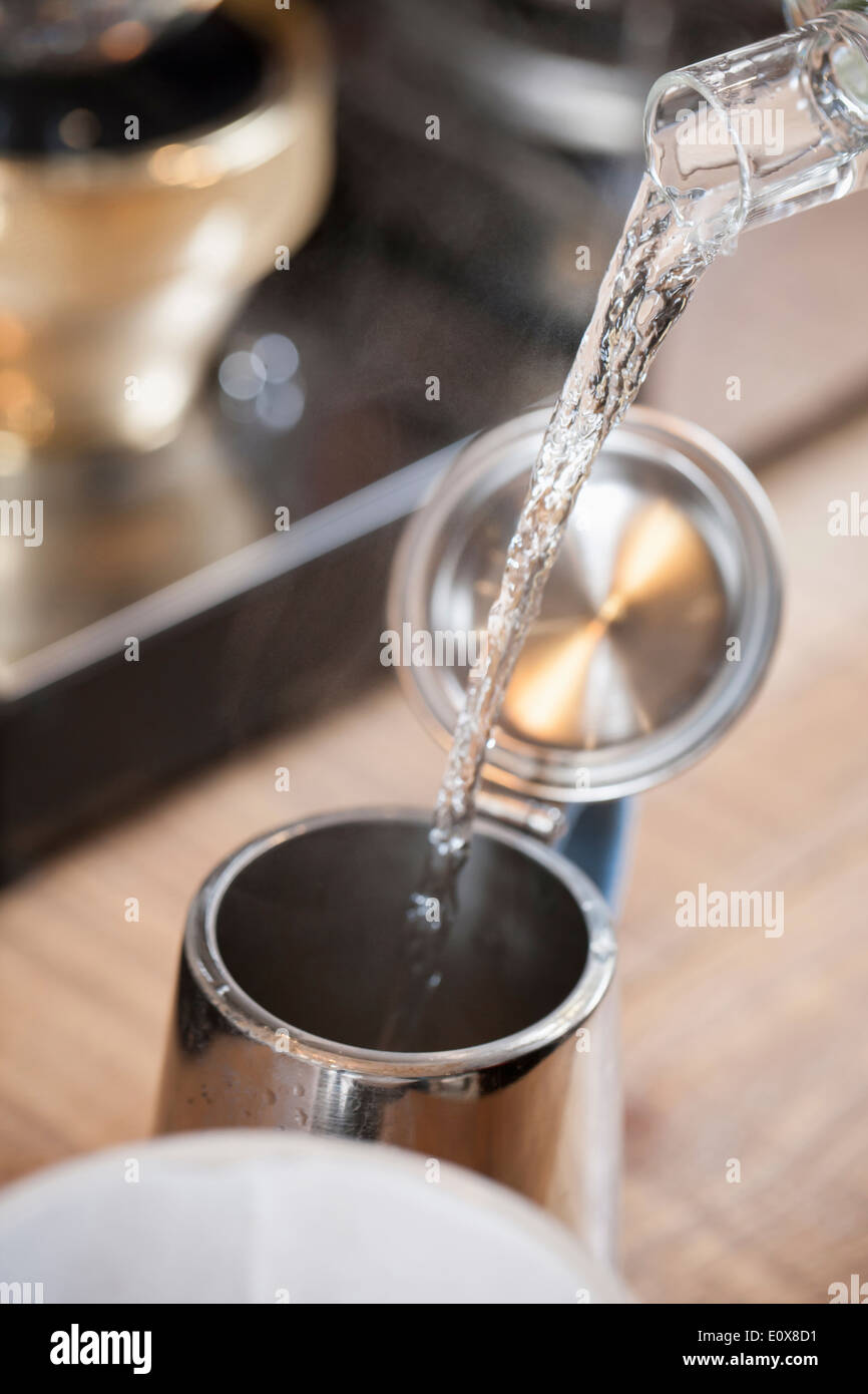 Test di metallo immagini e fotografie stock ad alta risoluzione - Alamy