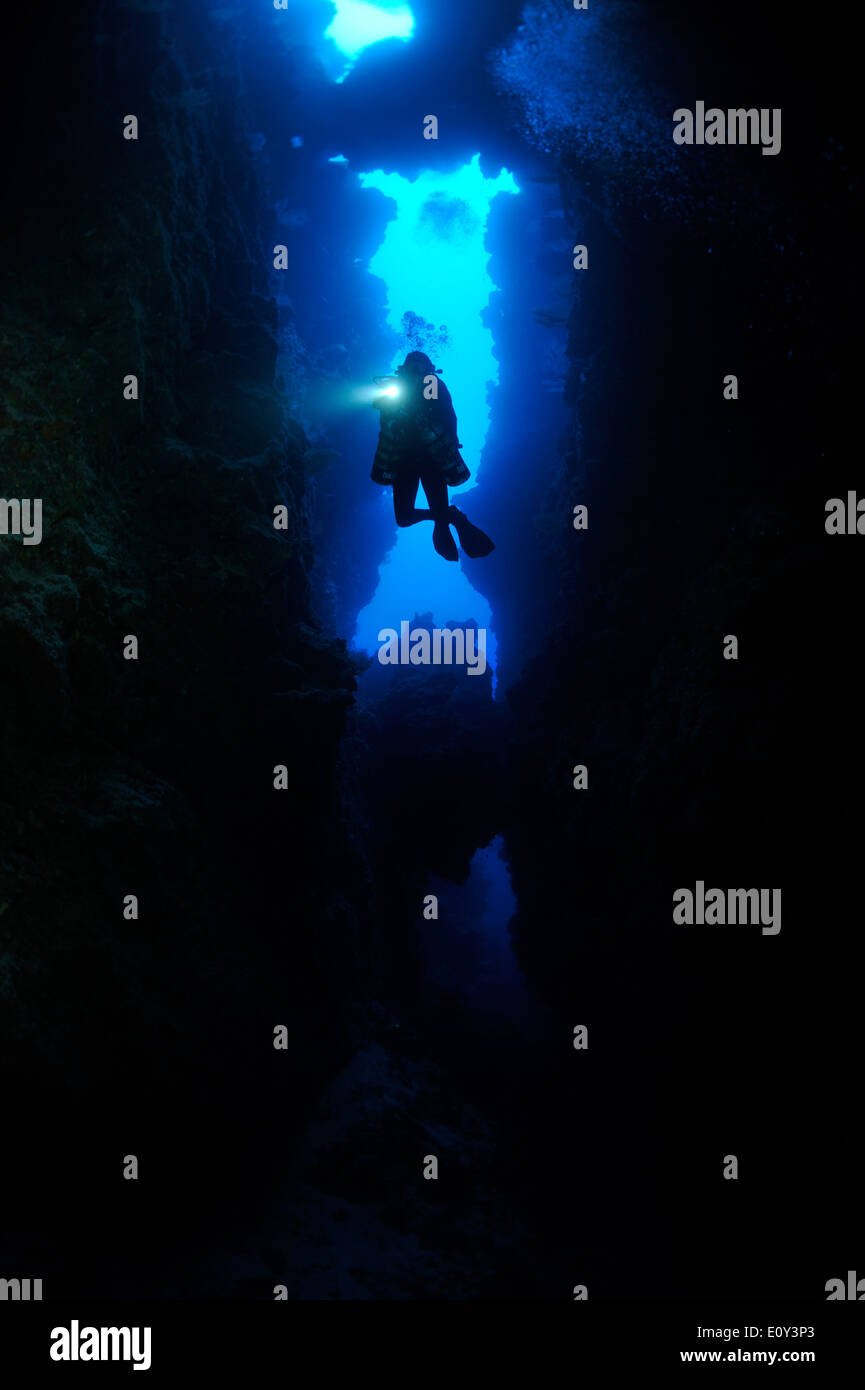 Subacqueo di acque profonde immagini e fotografie stock ad alta ...