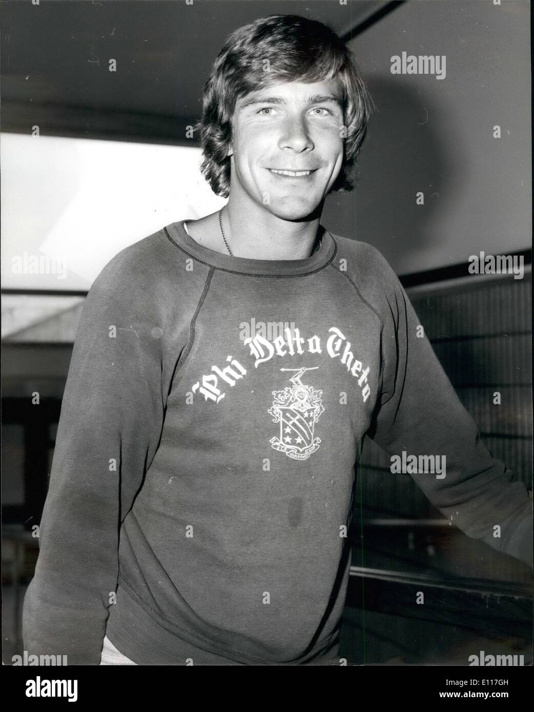 Mar 09, 1976 - 9 Marzo 1976 Racing driver James Hunt vola in Sud Africa ...