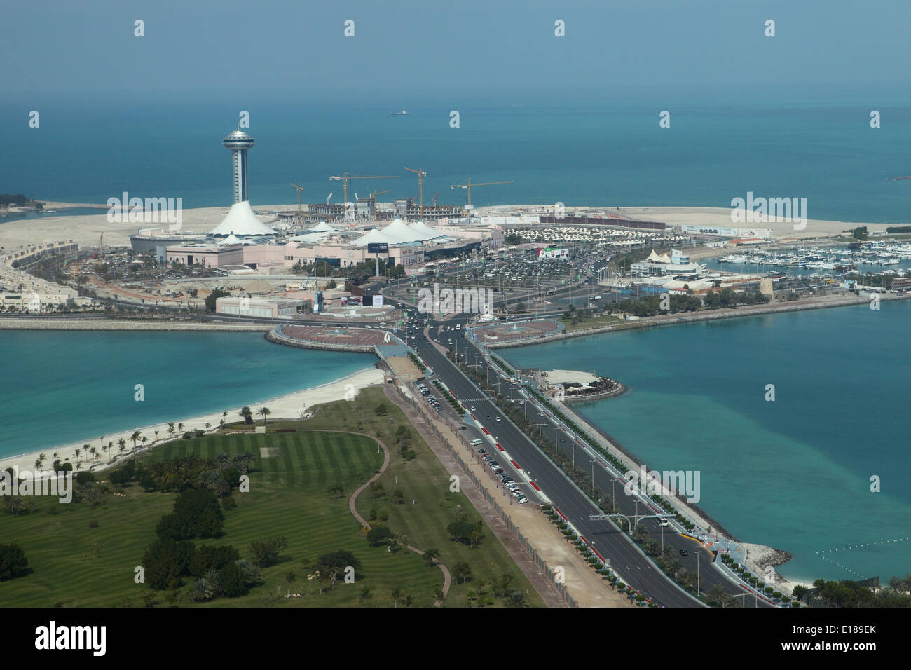 Carrefour abu dhabi immagini e fotografie stock ad alta risoluzione - Alamy