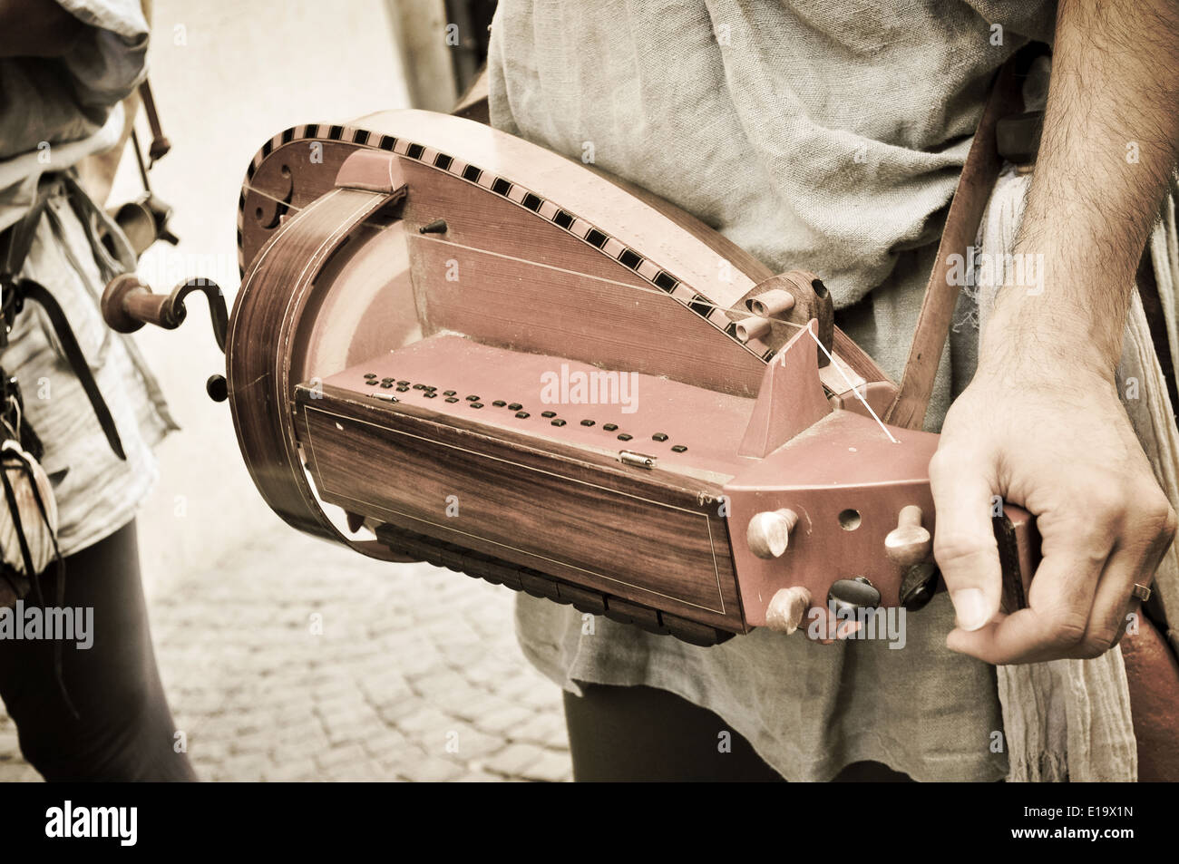 Medieval musical instrument immagini e fotografie stock ad alta ...