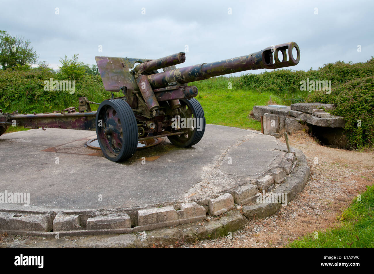 Obice tedesco su 155-mm gun emplacement, Maisy batteria, D-Day, sito ...
