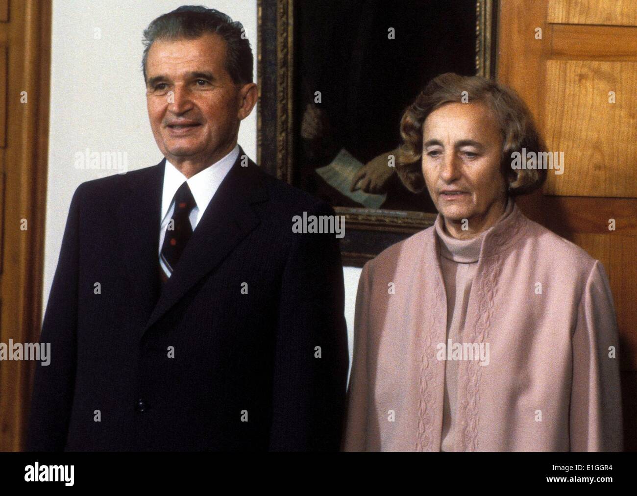 Elena e Nicolae Ceausescu di Romania 1984 Foto stock - Alamy