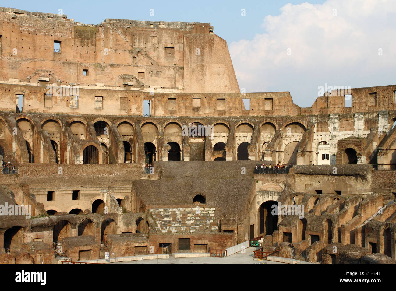 Il colosseo a roma immagini e fotografie stock ad alta risoluzione - Alamy
