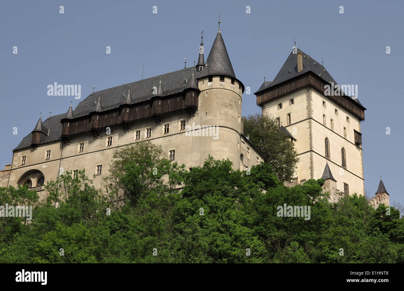 Castello di karlstejn castello immagini e fotografie stock ad alta ...