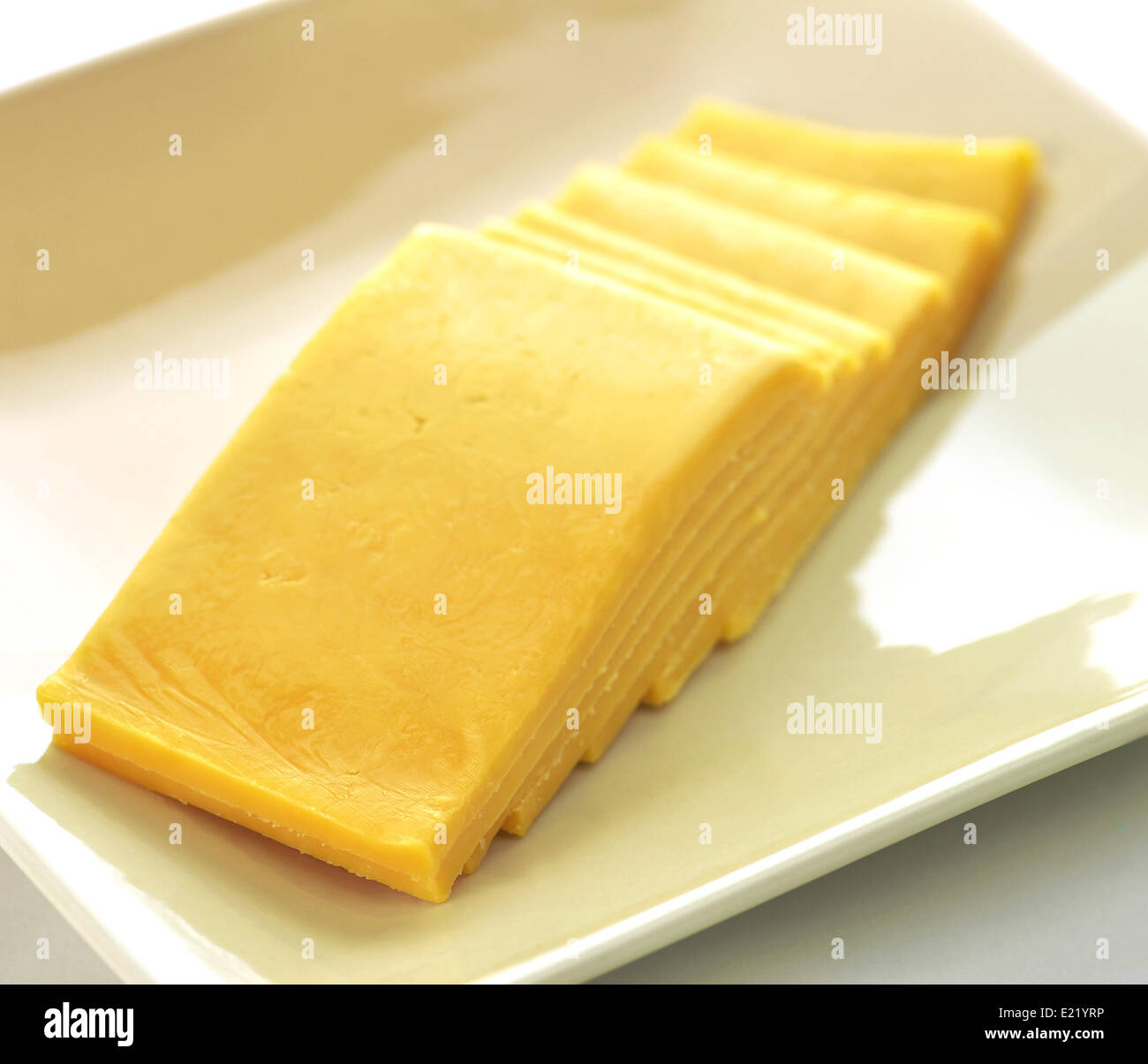 Pila di fette di formaggio immagini e fotografie stock ad alta ...