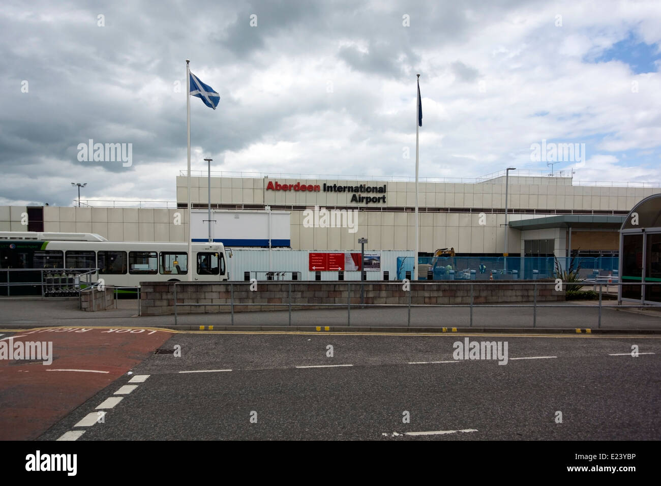 Edificio del terminal dell'aeroporto di aberdeen immagini e fotografie ...