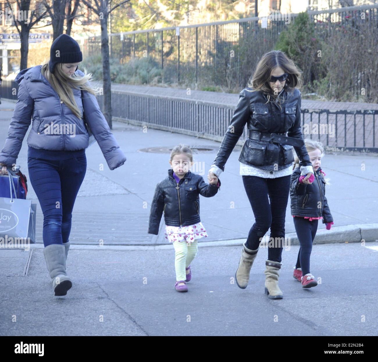 Sarah Jessica Parker a piedi i figli in una scuola dotata di: Sarah ...