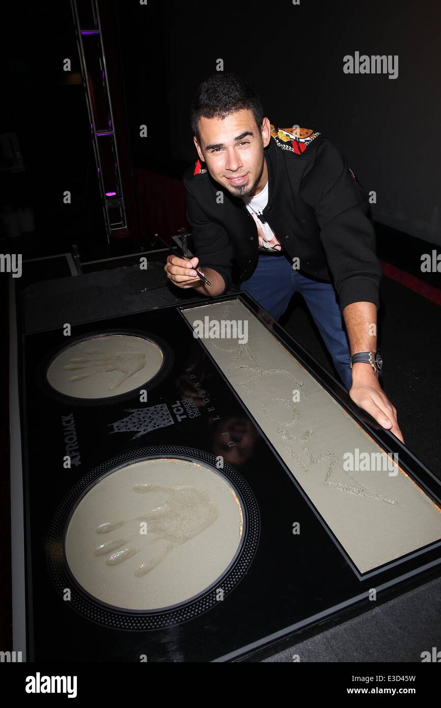 Nick van de Muro, aka Afrojack, Handprint cerimonia al Grauman's ...