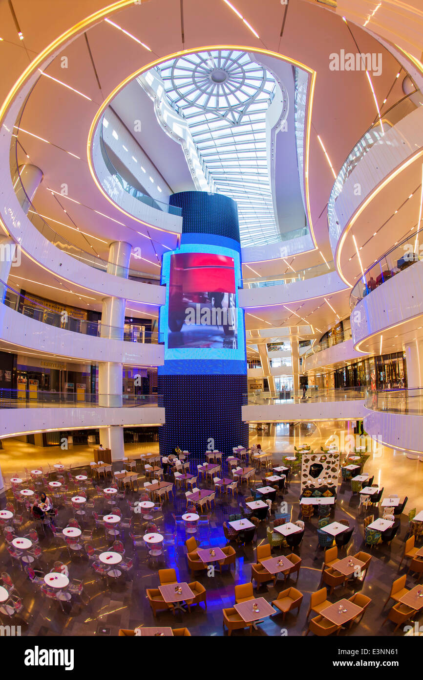 Al hamra tower kuwait city immagini e fotografie stock ad alta ...