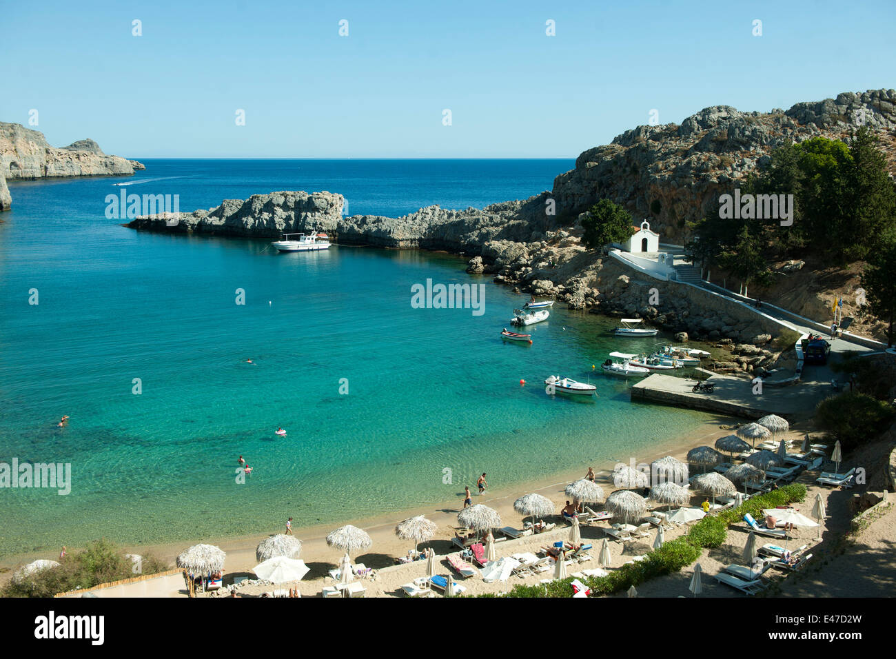 Agios pavlos beach lindos island immagini e fotografie stock ad alta risoluzione - Alamy