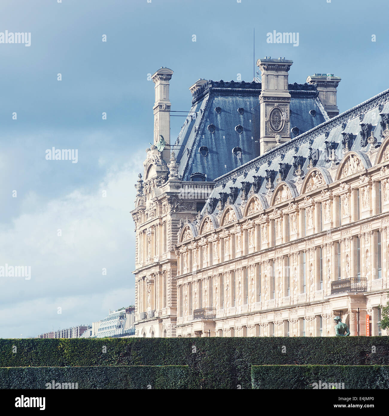Museo del louvre di parigi immagini e fotografie stock ad alta ...