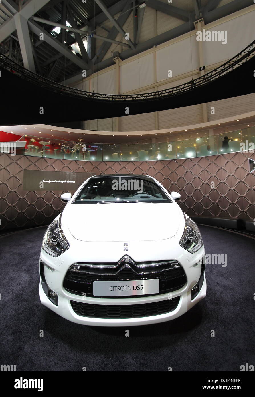 Citroen ds5 prestige immagini e fotografie stock ad alta risoluzione ...