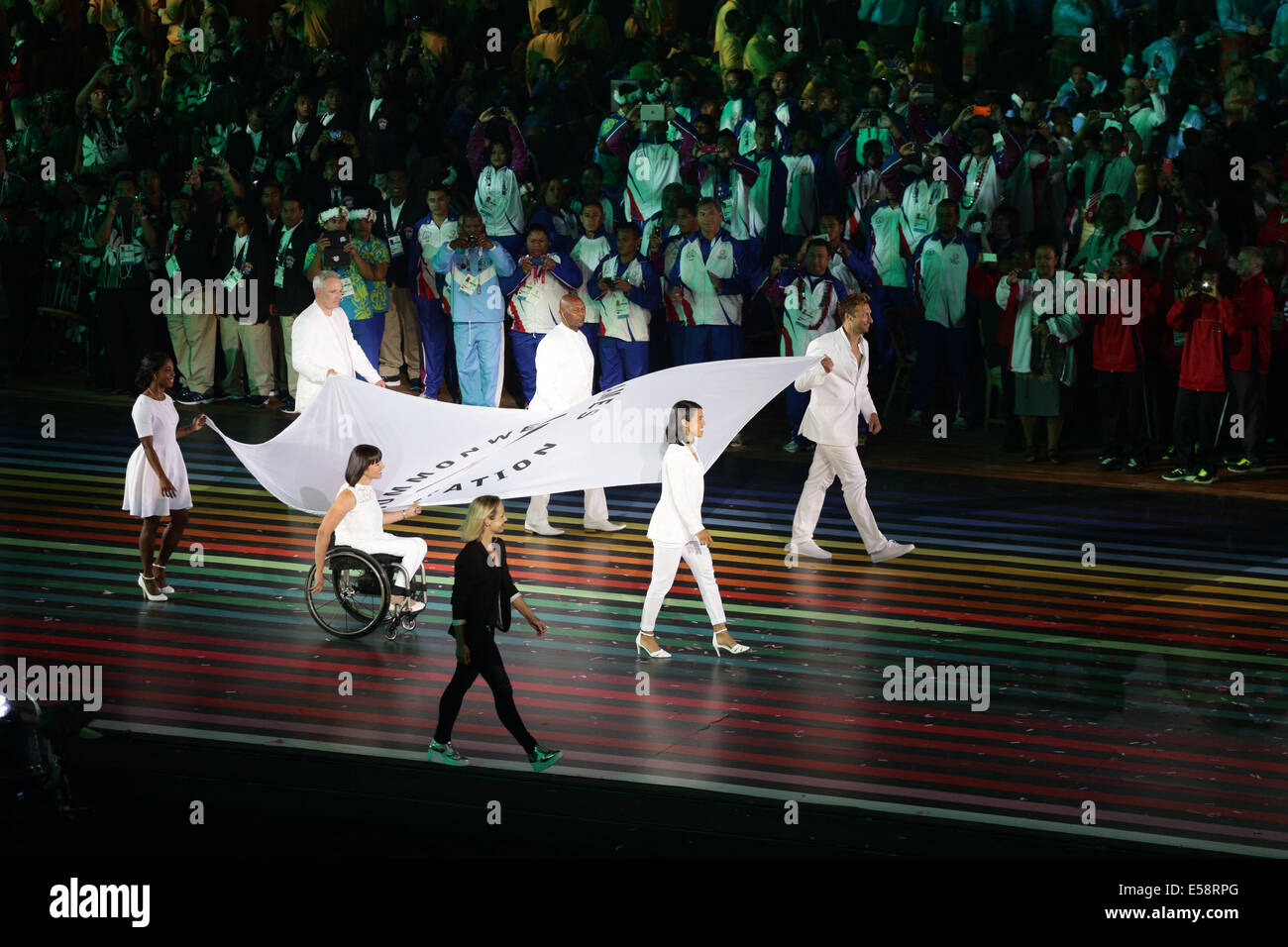 Bandiera che presenta la cerimonia immagini e fotografie stock ad alta ...