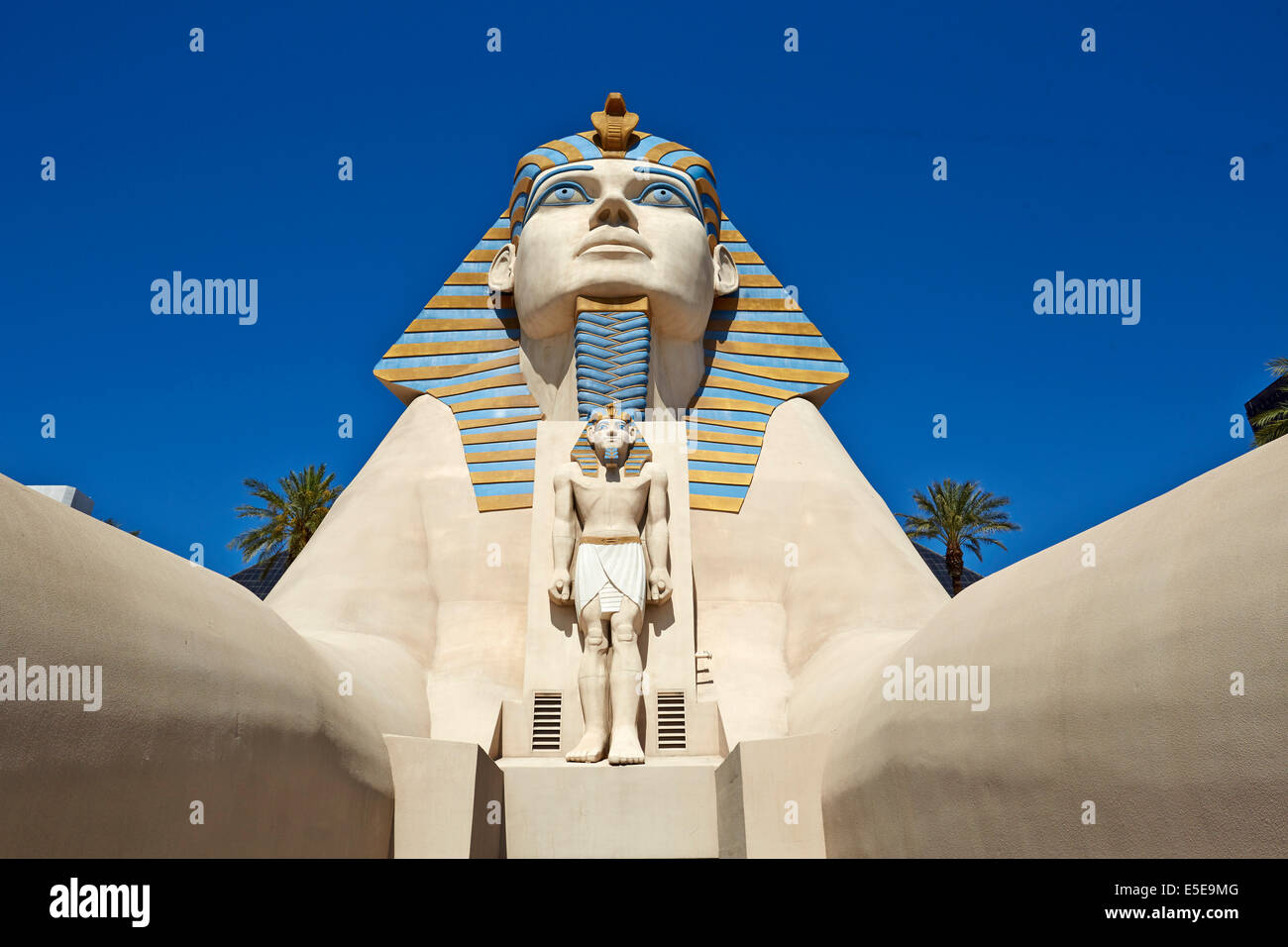 Pictured the pyramid shaped hotel exterior by architect veldon simpson ...
