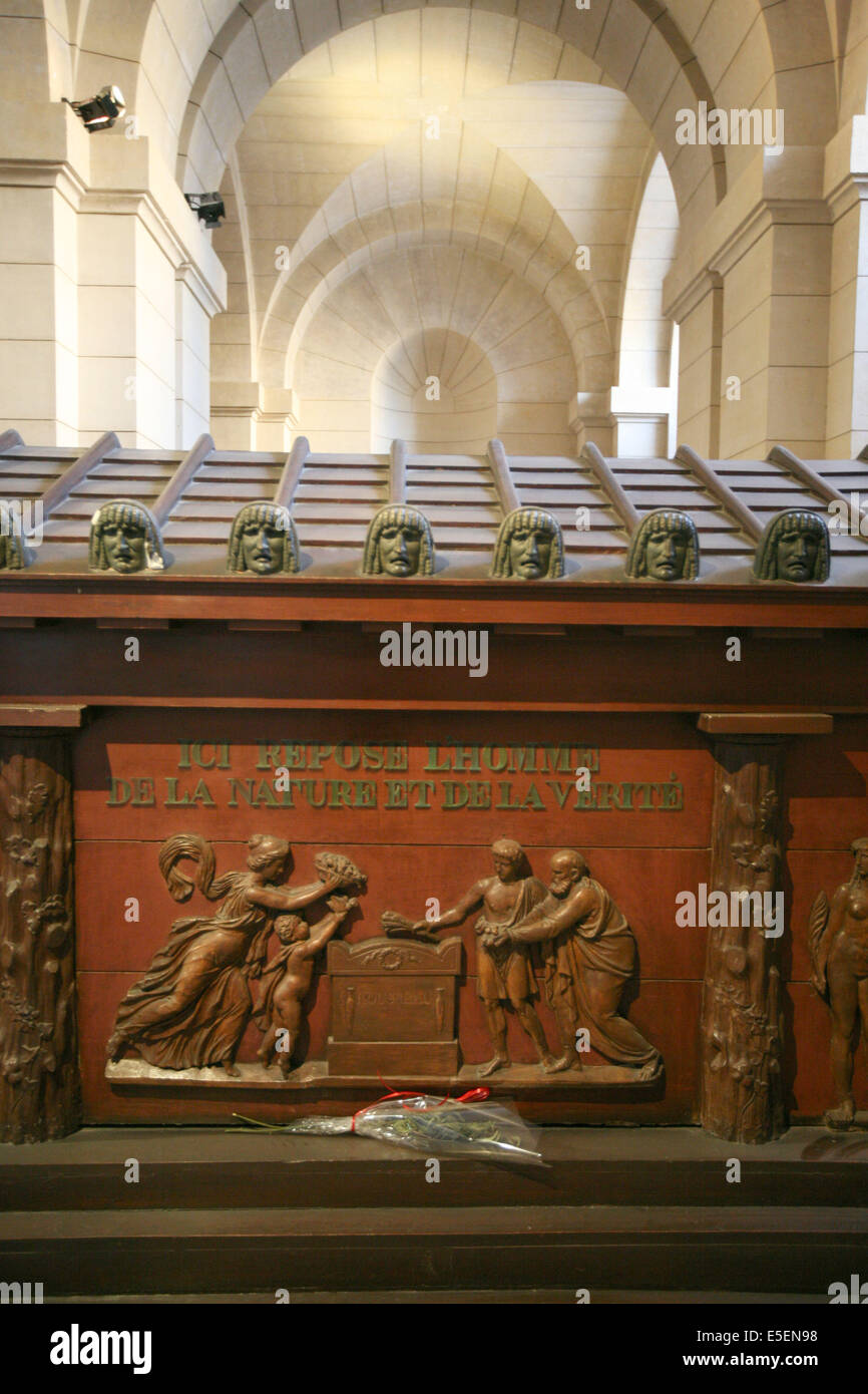 Jean jacques rousseau tomb pantheon immagini e fotografie stock ad alta ...
