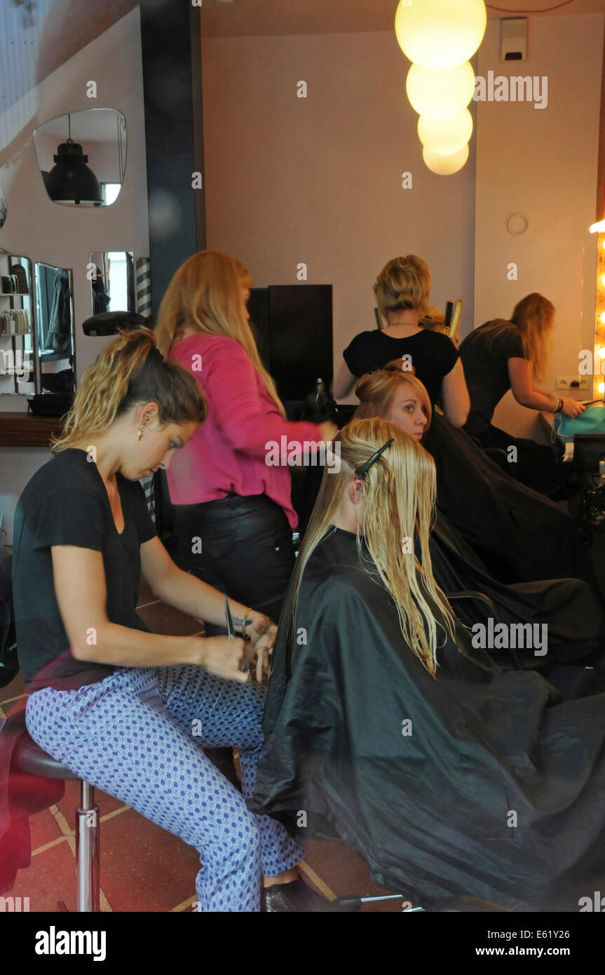 Volti di persone immagini e fotografie stock ad alta risoluzione - Alamy