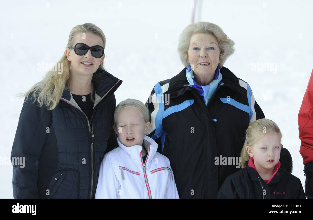 Princesa leonor immagini e fotografie stock ad alta risoluzione - Alamy