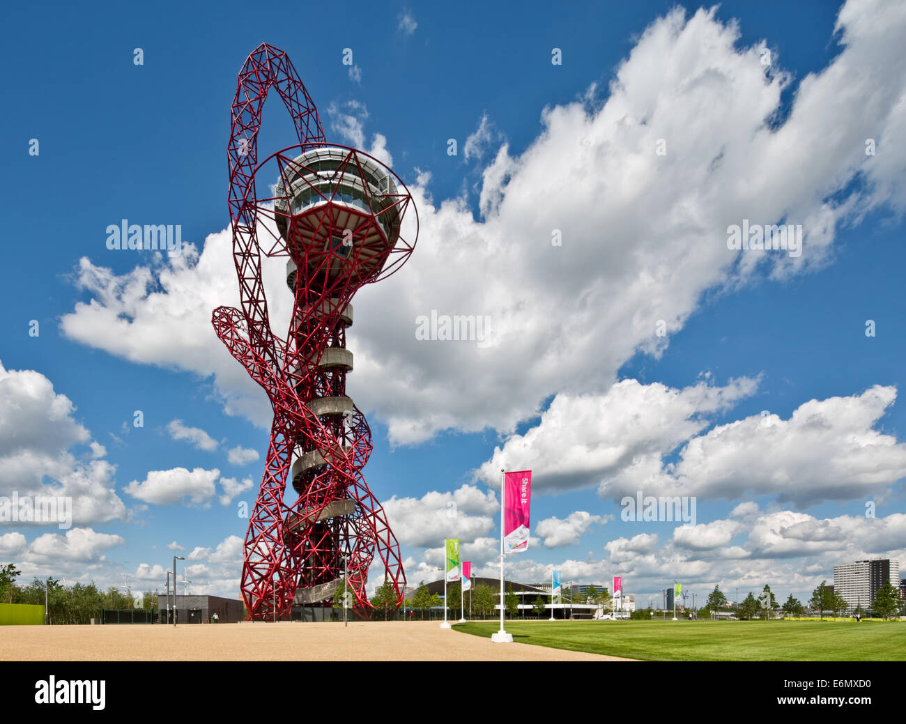 Torre orbitale arcelormittale immagini e fotografie stock ad alta ...