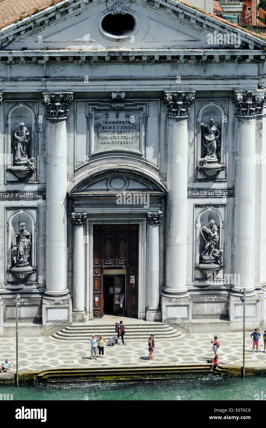 Chiesa all'italiana immagini e fotografie stock ad alta risoluzione - Alamy