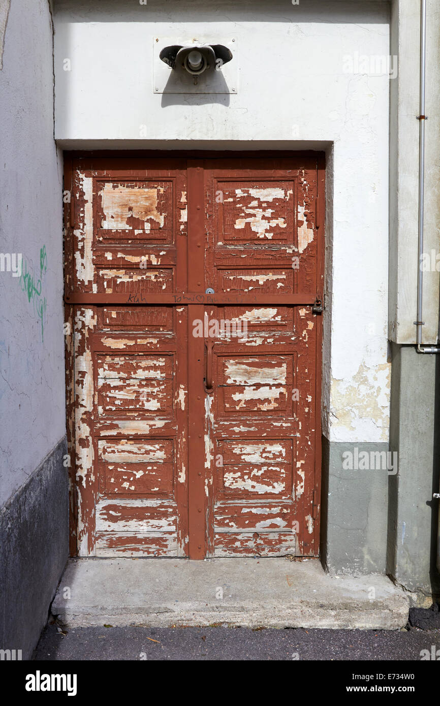 Porta chiusa immagini e fotografie stock ad alta risoluzione - Alamy