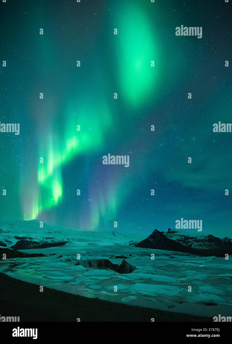 Aurora del nord immagini e fotografie stock ad alta risoluzione - Alamy