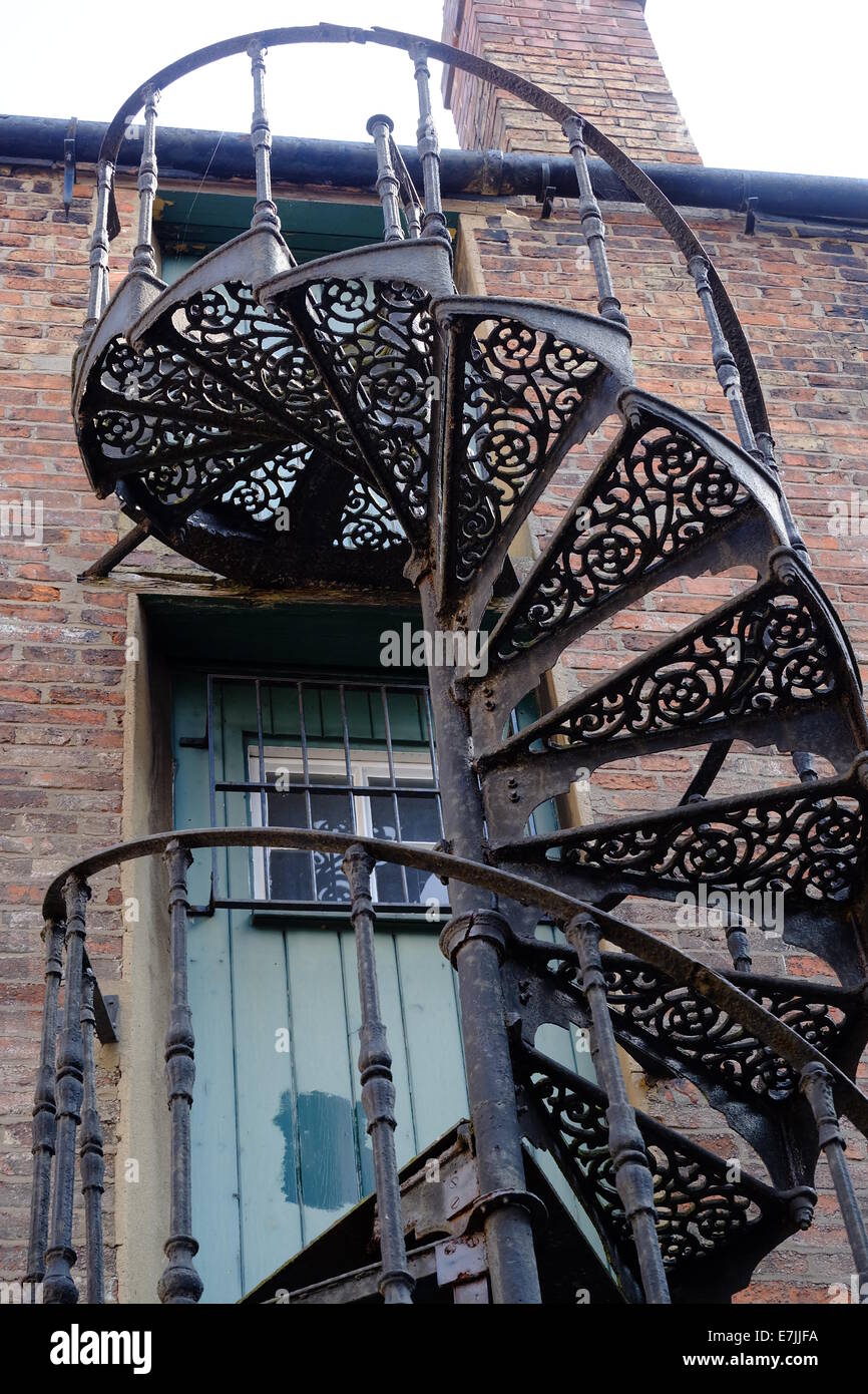 Porta scala in ferro immagini e fotografie stock ad alta risoluzione ...