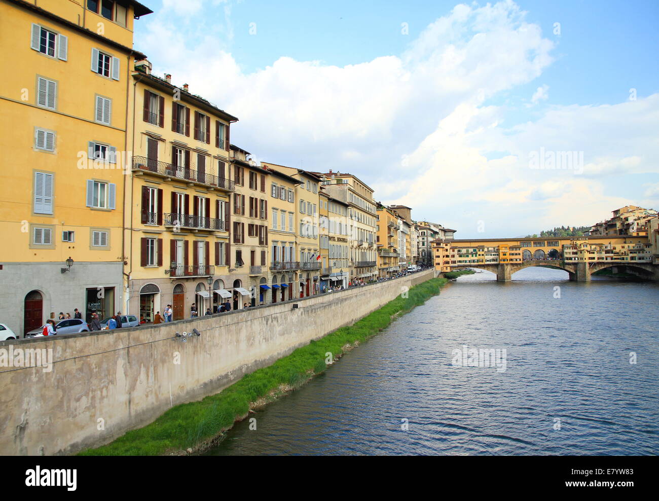 Fiume di arno a firenze italia immagini e fotografie stock ad alta ...