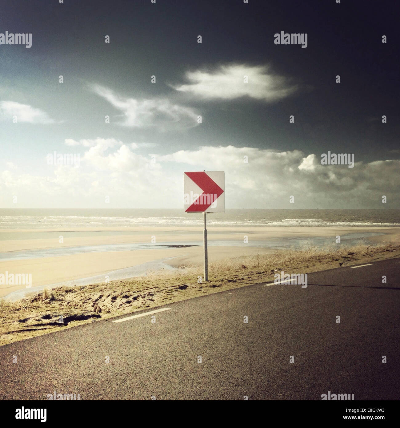 Turn by hand immagini e fotografie stock ad alta risoluzione - Alamy