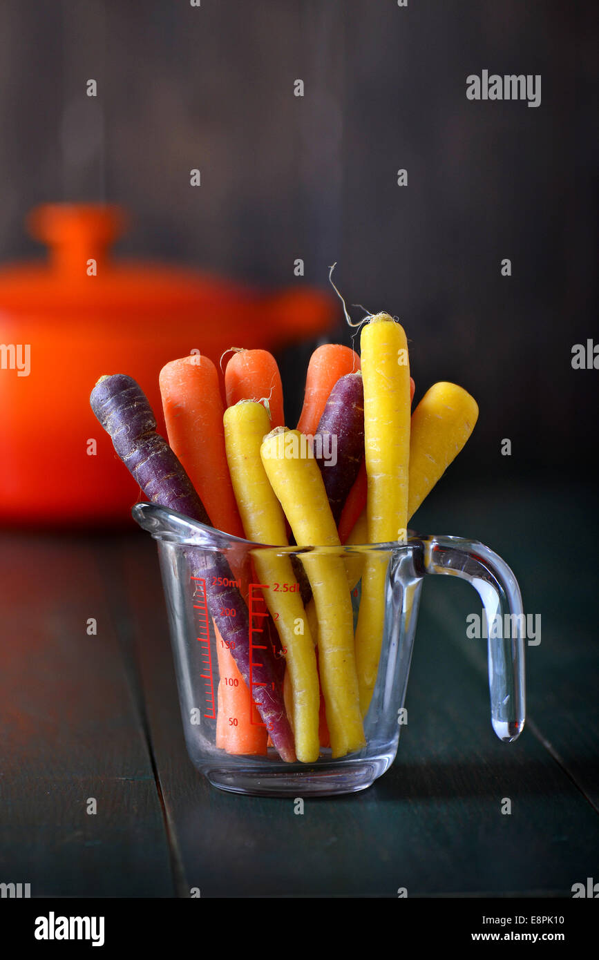 Carote colorate immagini e fotografie stock ad alta risoluzione - Alamy