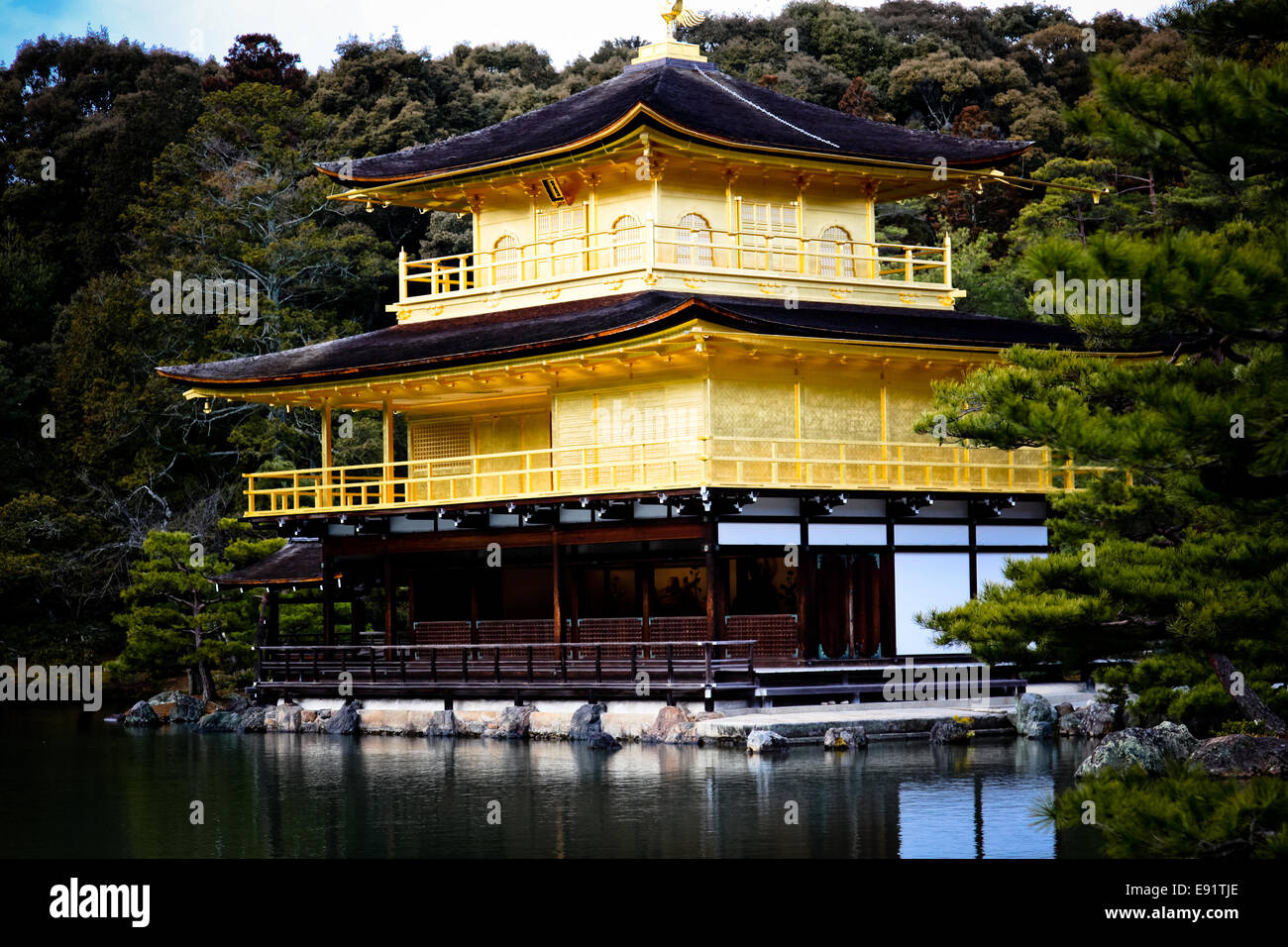 Tempio d'oro kyoto immagini e fotografie stock ad alta risoluzione - Alamy