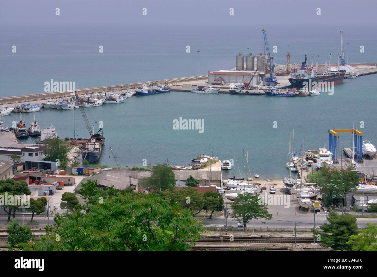 Porto di ortona immagini e fotografie stock ad alta risoluzione - Alamy