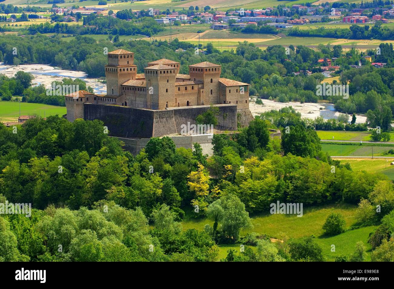 Castello torrechiara immagini e fotografie stock ad alta risoluzione ...