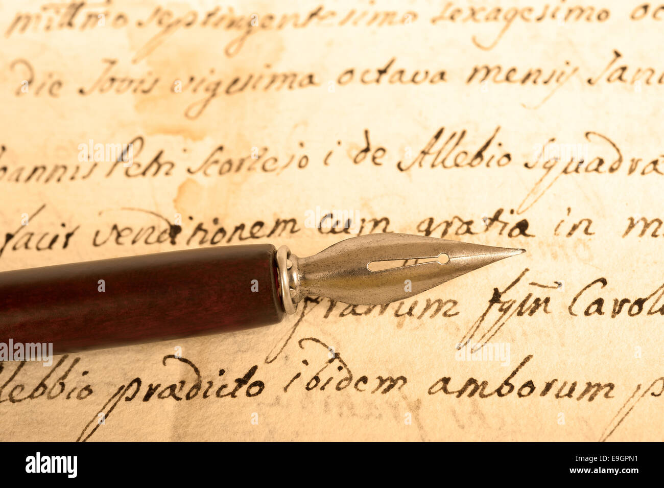 Calligraphy pen handwritten history immagini e fotografie stock ad alta ...