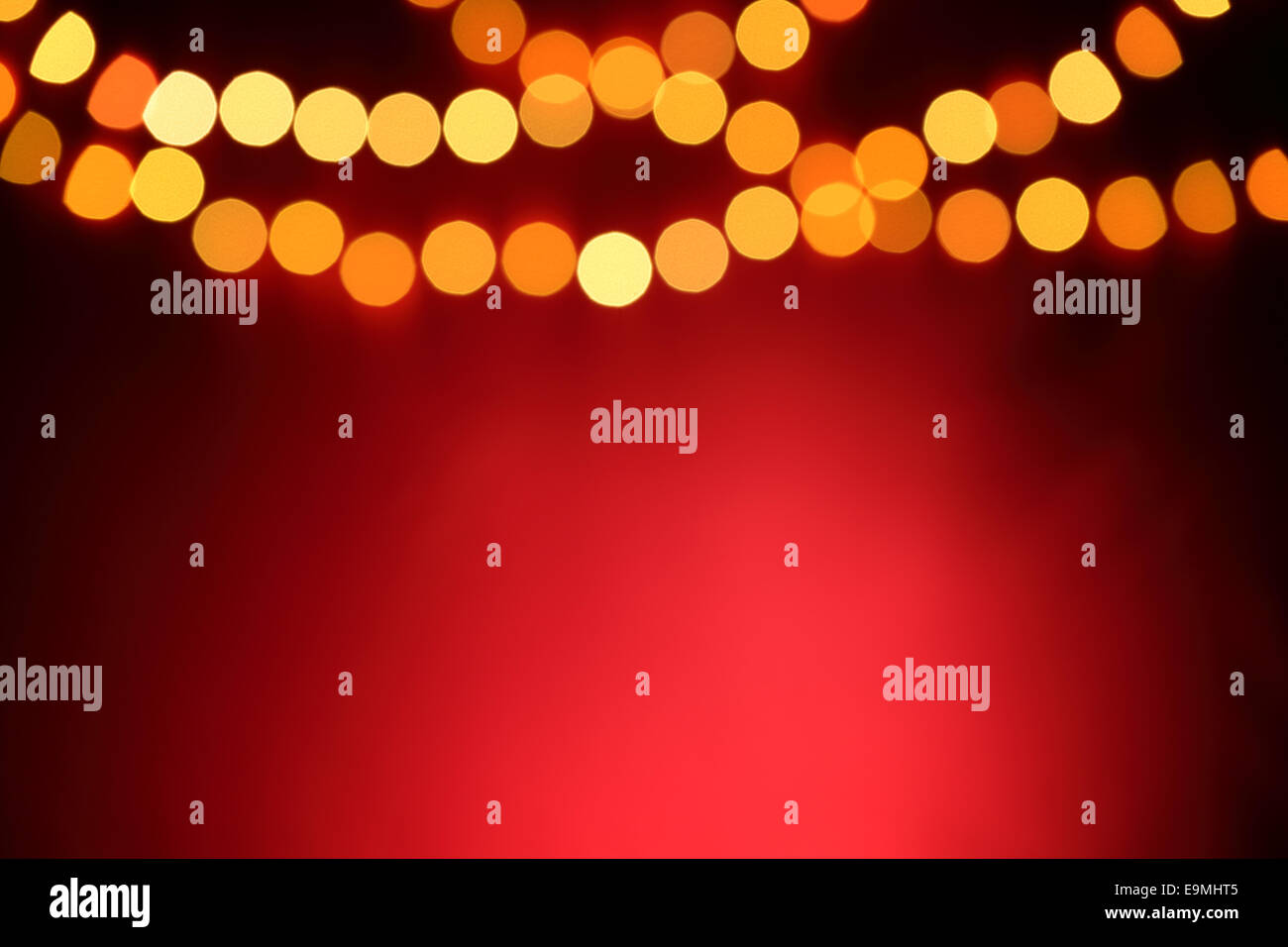 Sfondo rosso chiaro immagini e fotografie stock ad alta risoluzione - Alamy