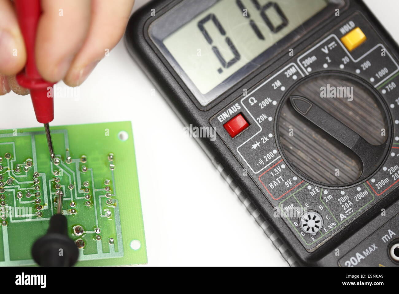 Test elettronico immagini e fotografie stock ad alta risoluzione - Alamy