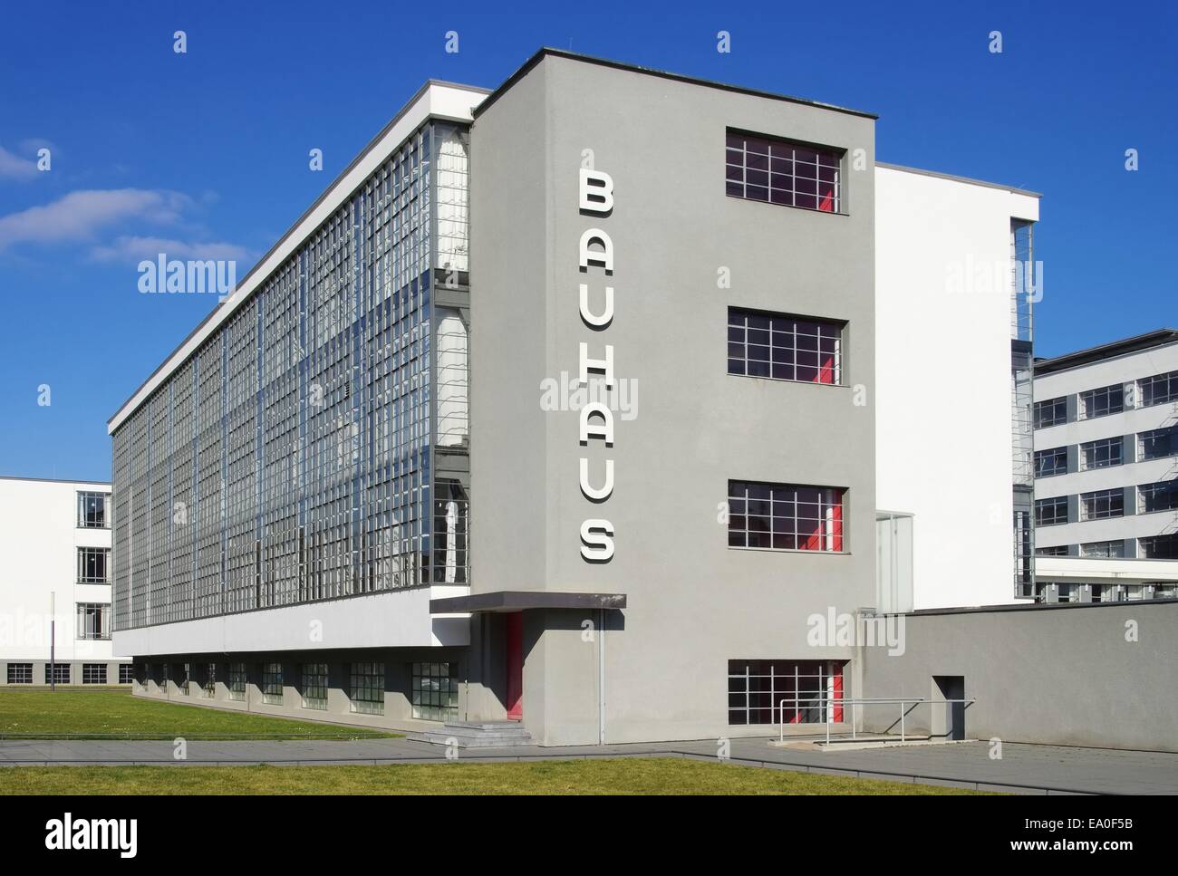 Bauhaus dessau immagini e fotografie stock ad alta risoluzione - Alamy