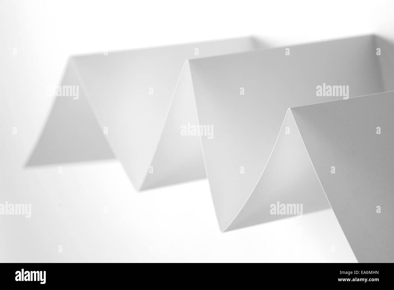 Piegature di carta immagini e fotografie stock ad alta risoluzione - Alamy