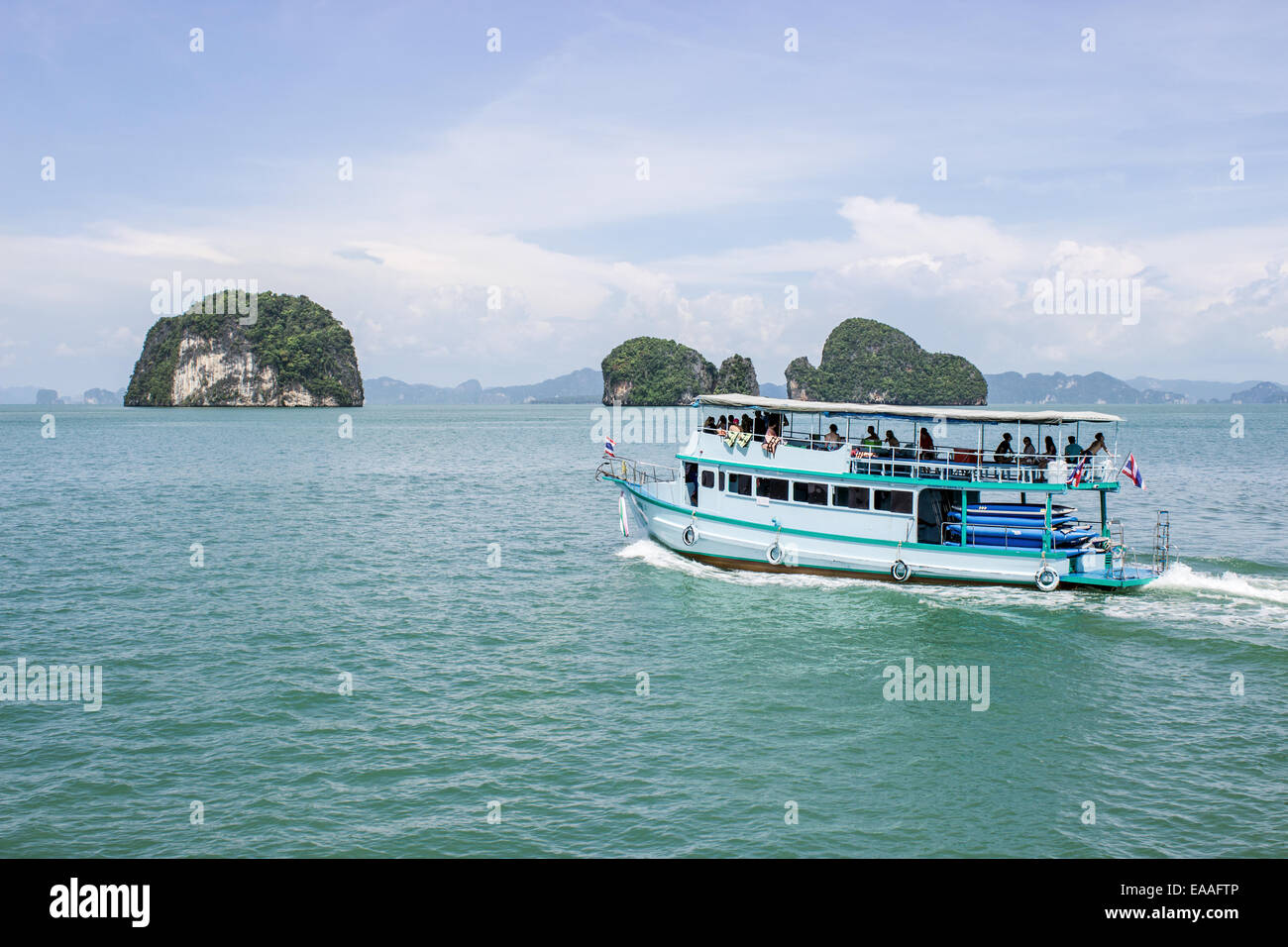 Barca al mare immagini e fotografie stock ad alta risoluzione - Alamy