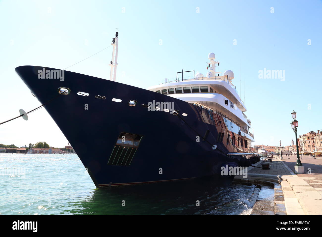 Cantiere navale di lurssen immagini e fotografie stock ad alta ...