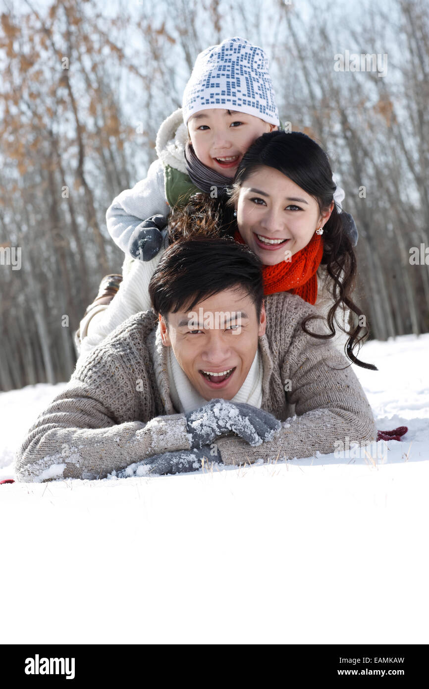 Una famiglia di tre persone immagini e fotografie stock ad alta ...