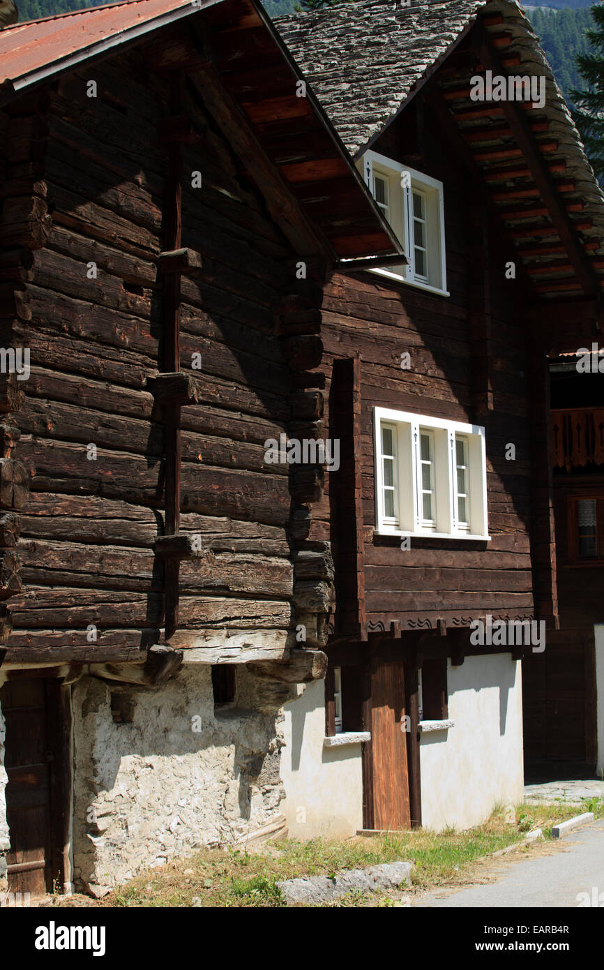 Walser architecture immagini e fotografie stock ad alta risoluzione - Alamy