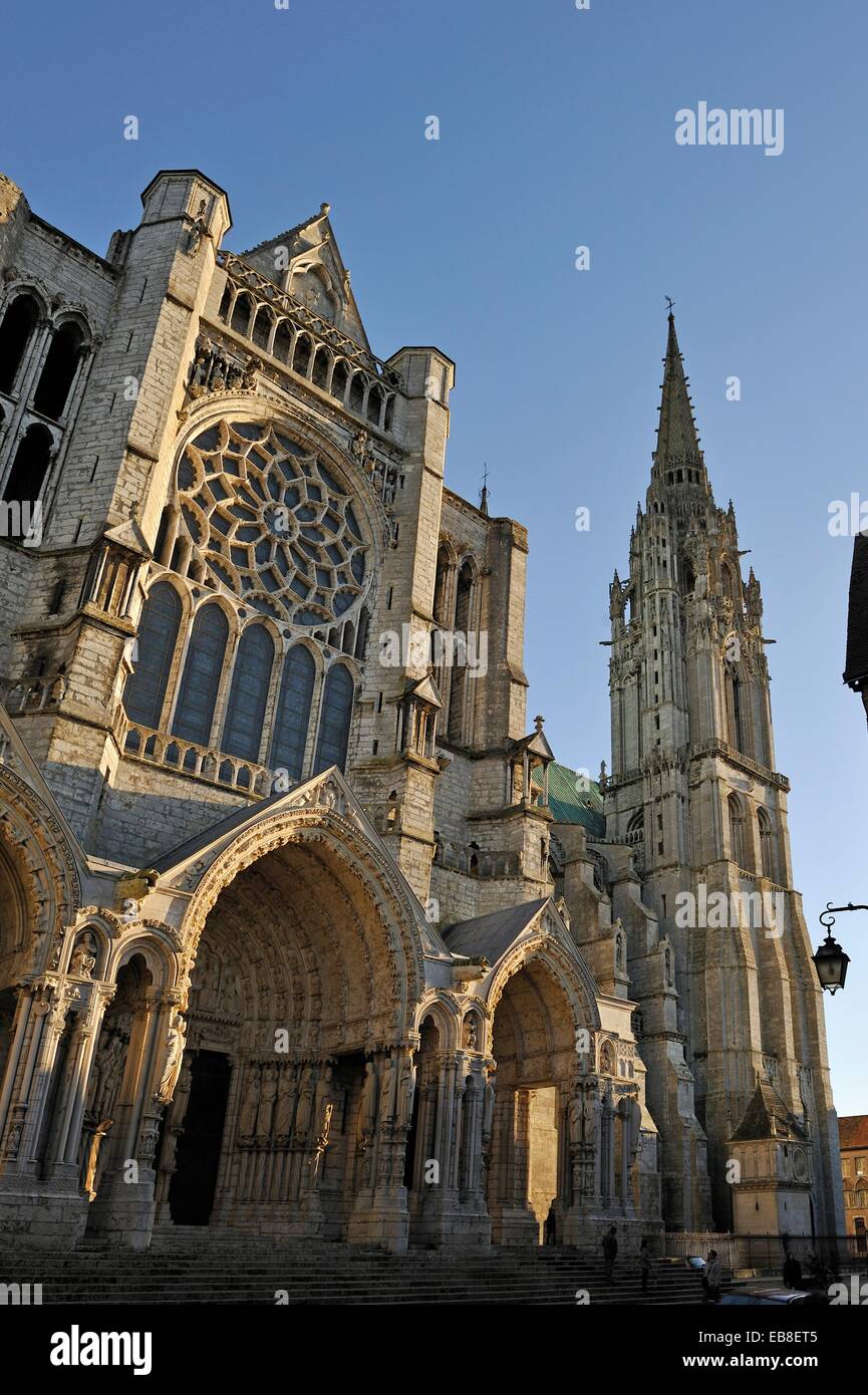 Cattedrale di chartres facciata nord immagini e fotografie stock ad alta risoluzione - Alamy