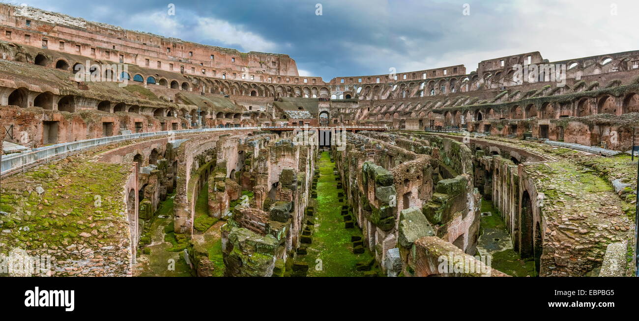 Colosseo di roma immagini e fotografie stock ad alta risoluzione - Alamy