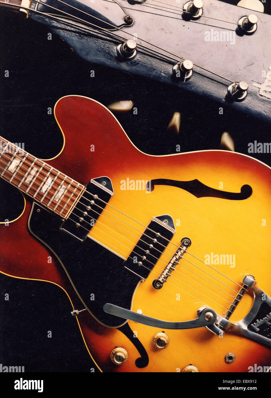 Accordi chitarra mi immagini e fotografie stock ad alta risoluzione - Alamy